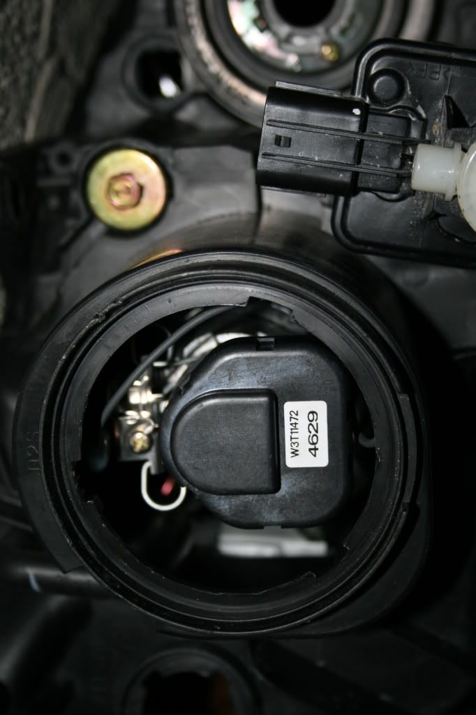 Walkthrough....How to replace stock OEM D2S Xenon HID bulbs | Mazda3 Forums